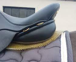 VIP Saddle Pad – DSE Equestrian Outfitters